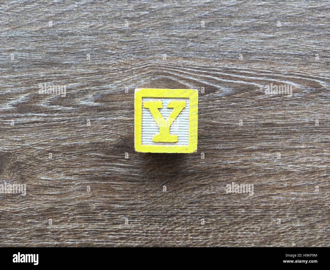 Wood Cube or Block with the Letter Y Stock Photo - Alamy