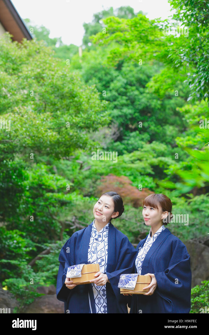 Japanese Onsen Women High Resolution Stock Photography and Images - Alamy