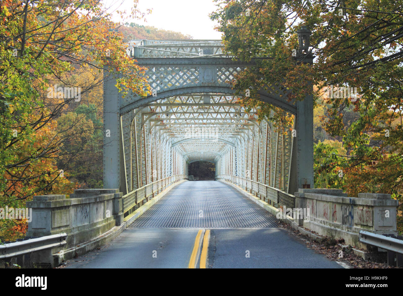 Warren road hi-res stock photography and images - Alamy