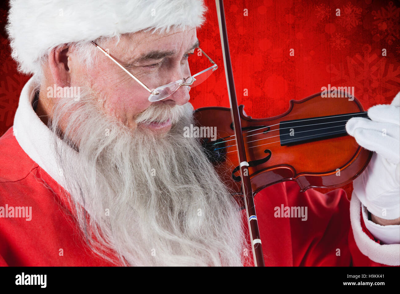Violin playing close up hi-res stock photography and images - Alamy