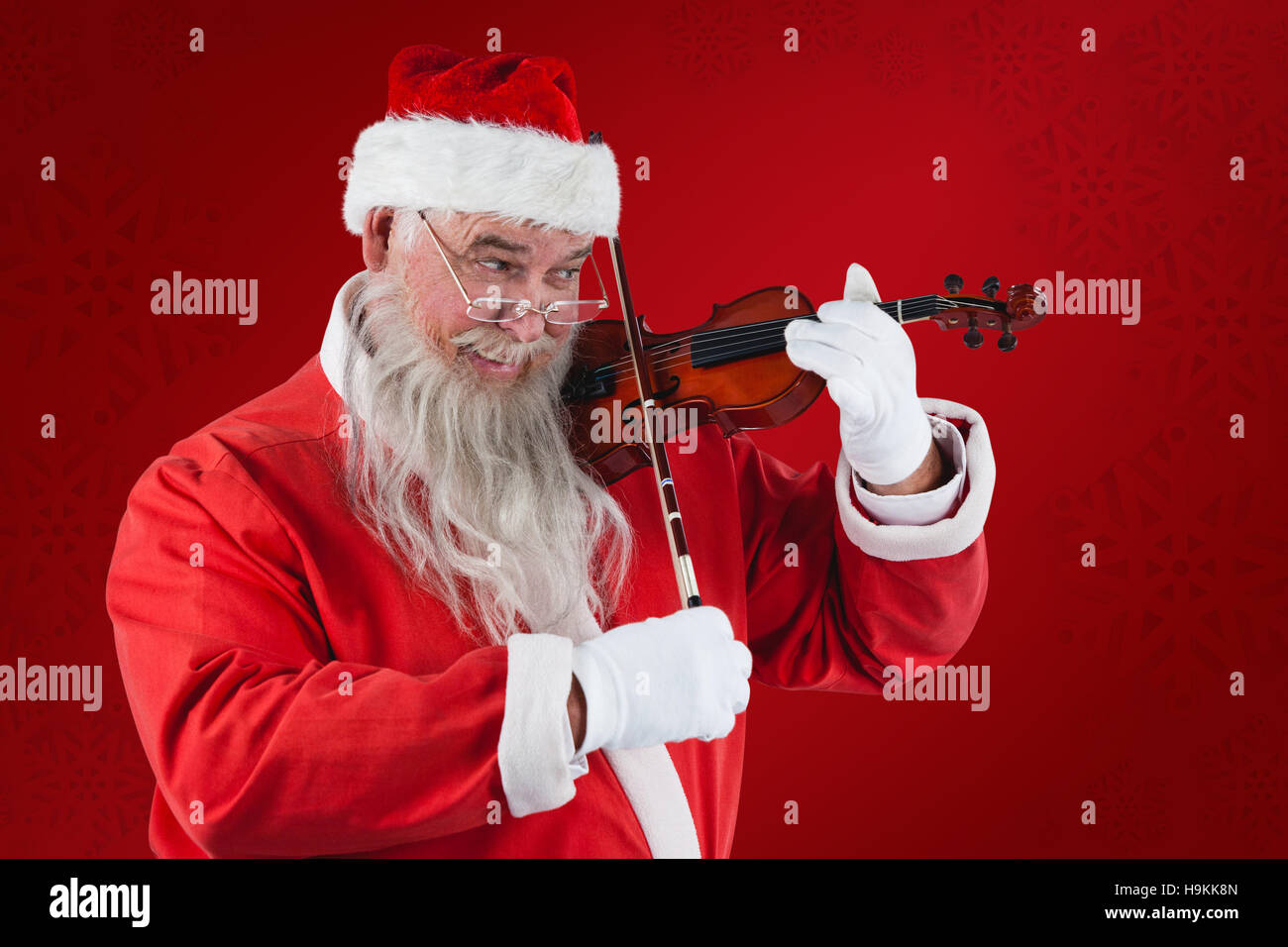 Playing violin hi-res stock photography and images - Alamy