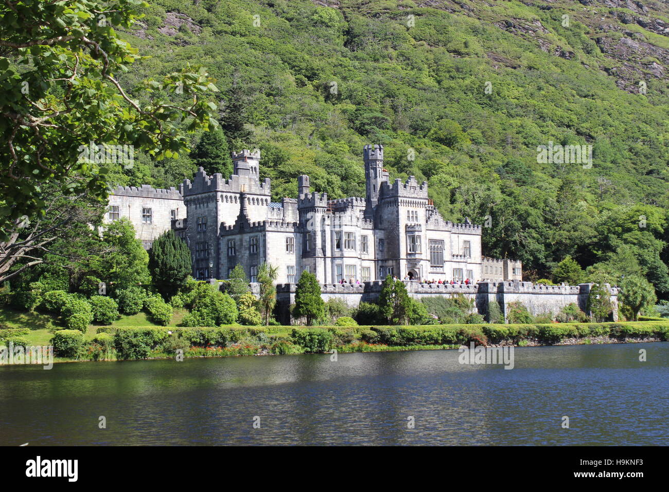 Kylemore castle hi-res stock photography and images - Alamy