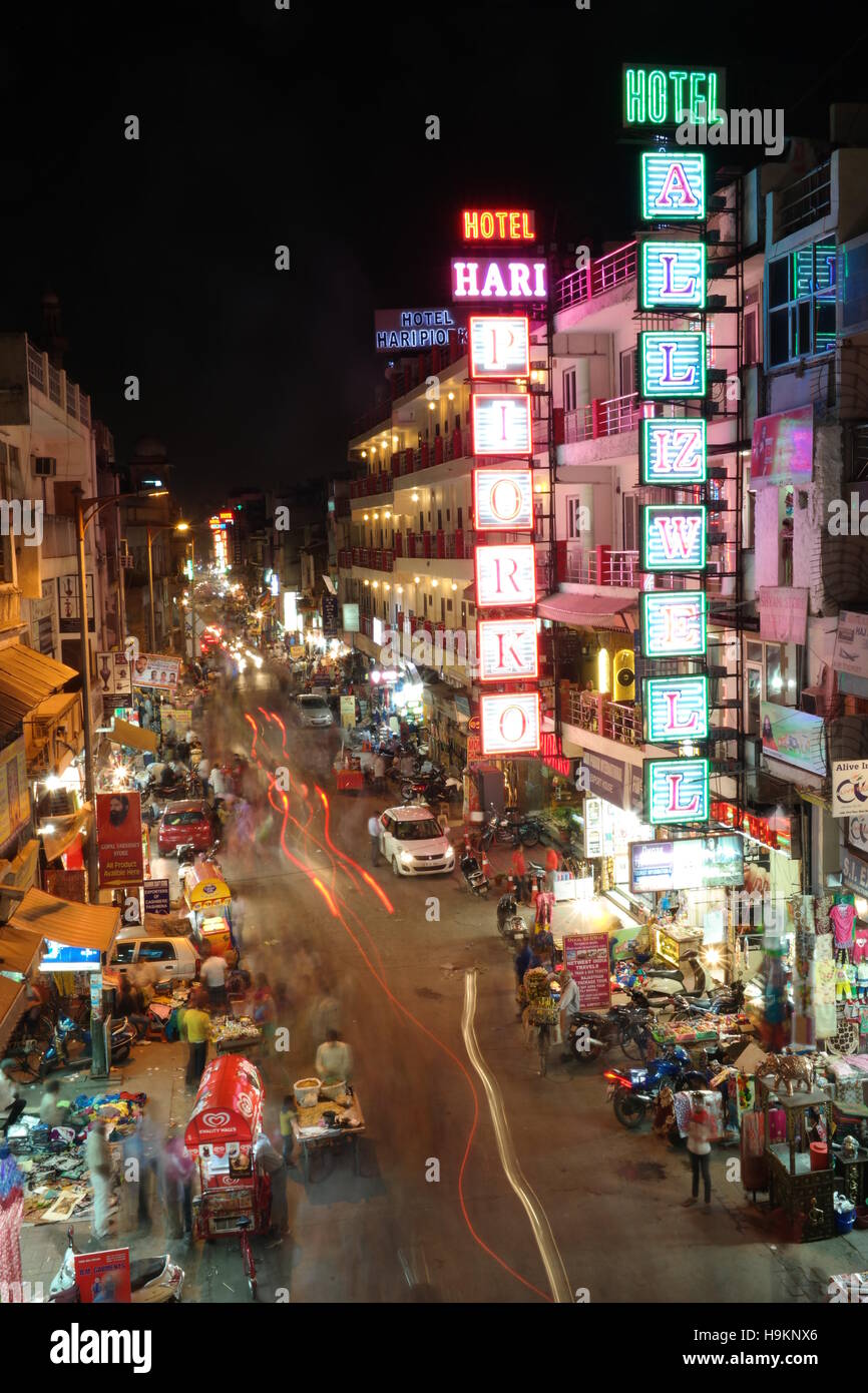 Night view new delhi hi-res stock photography and images - Alamy