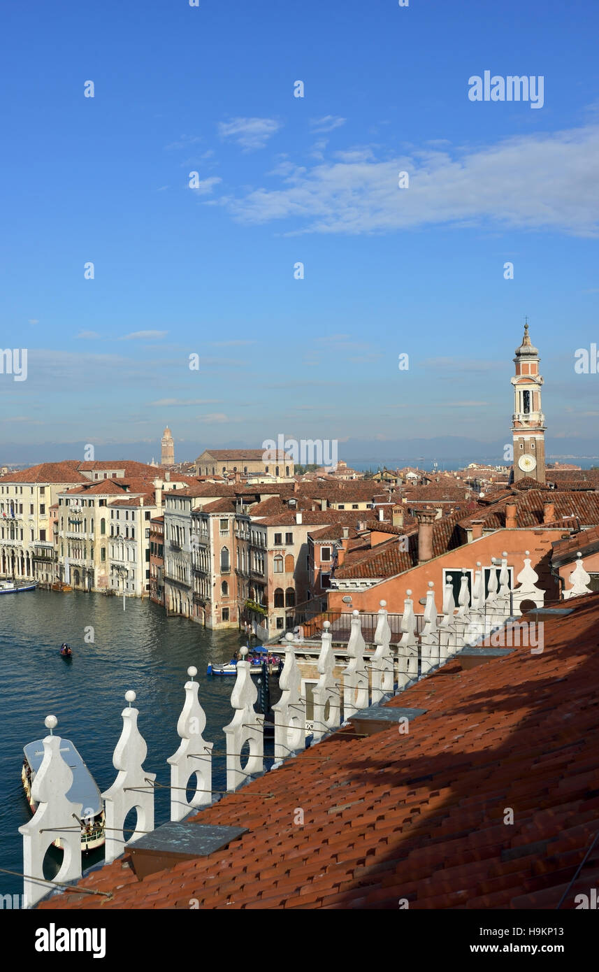 Venice skyline hi-res stock photography and images - Alamy