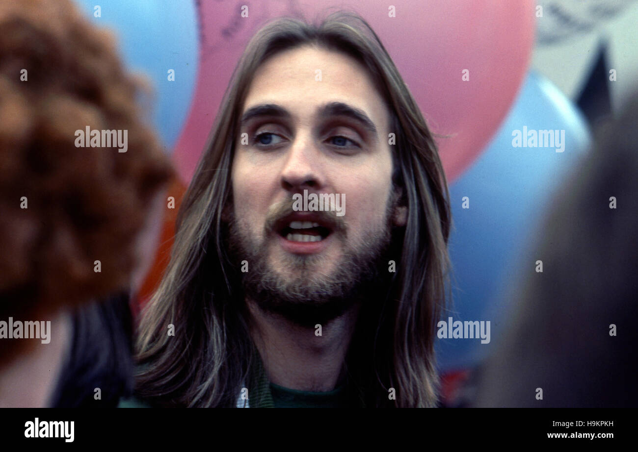 Mike rutherford hi-res stock photography and images - Alamy