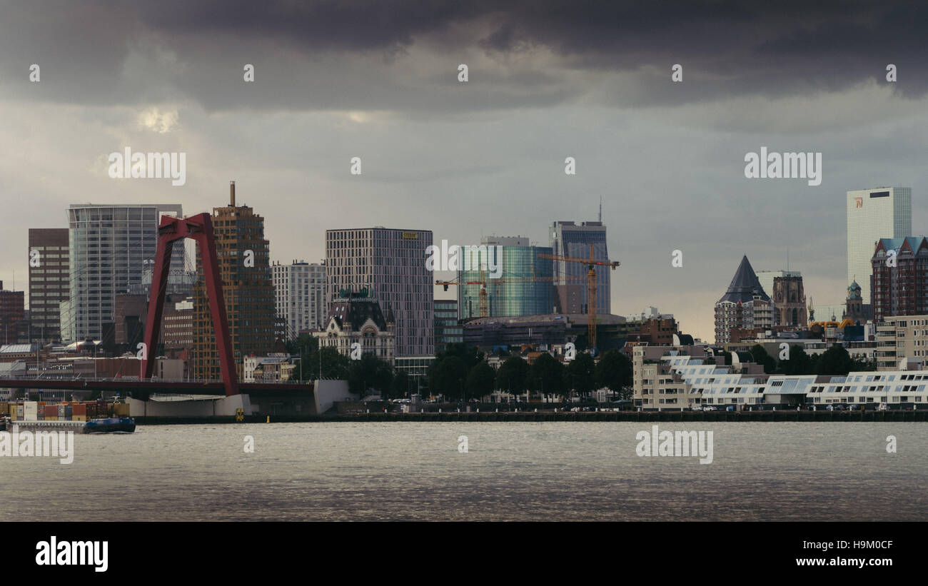 Downtown rotterdam hi-res stock photography and images - Alamy