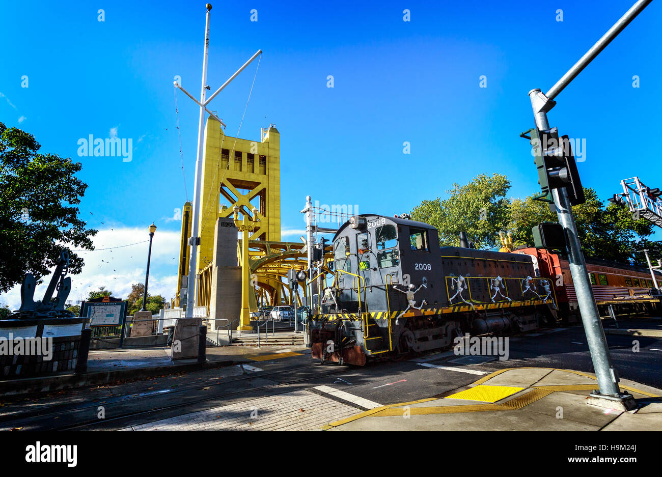 Gold gate bridge structure hi-res stock photography and images - Alamy