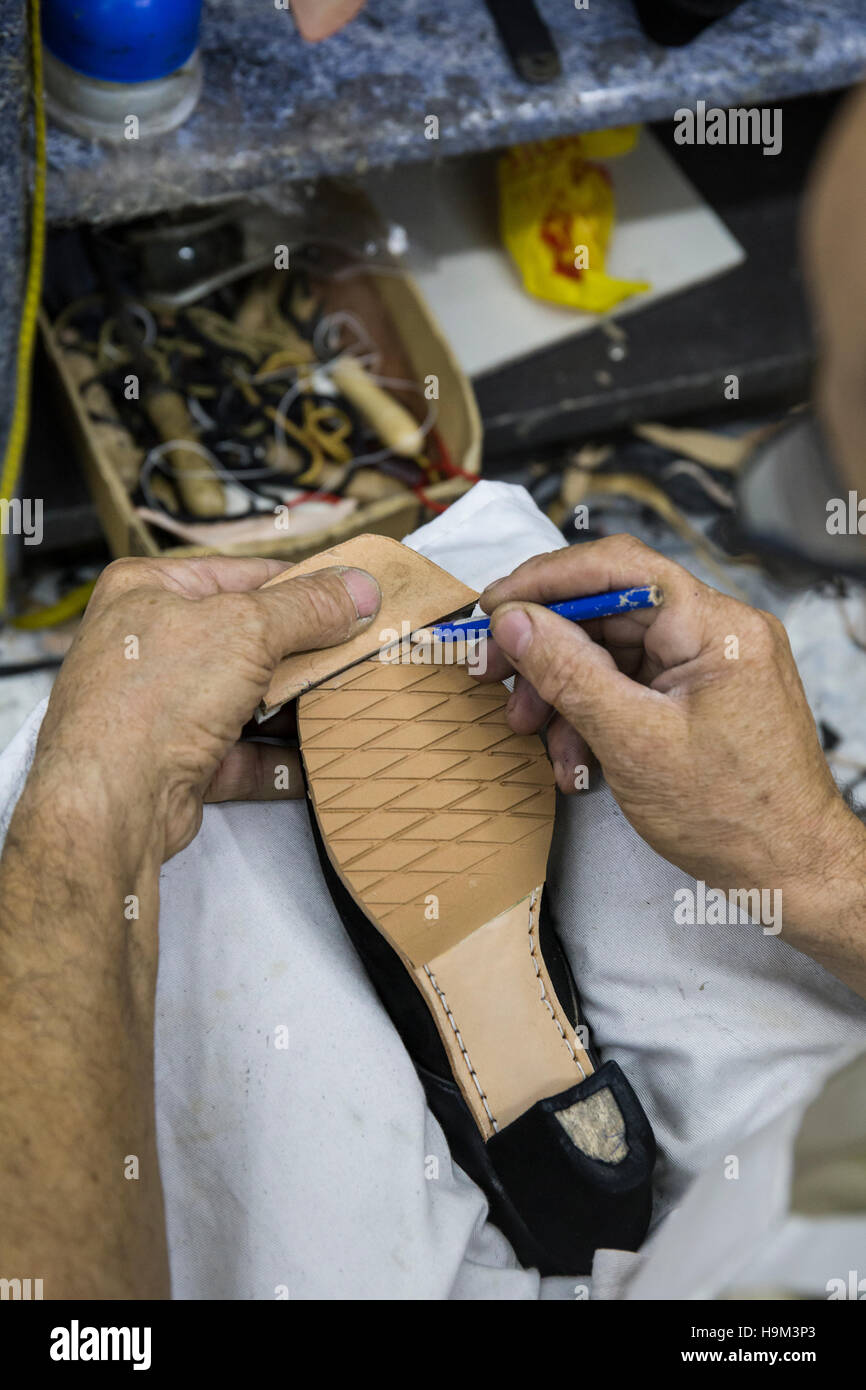 Sole of a shoe hi-res stock photography and images - Alamy