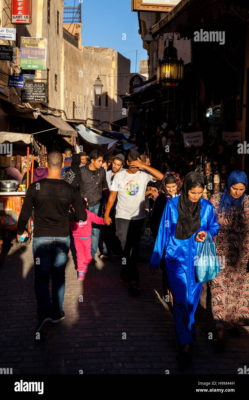 Local People In The Medina, Fez el Bali, Fez, Morocco Stock Photo - Alamy