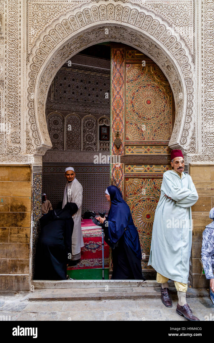 Moroccan People Arriving At A Mosque For Prayers, The Medina (Fez el ...