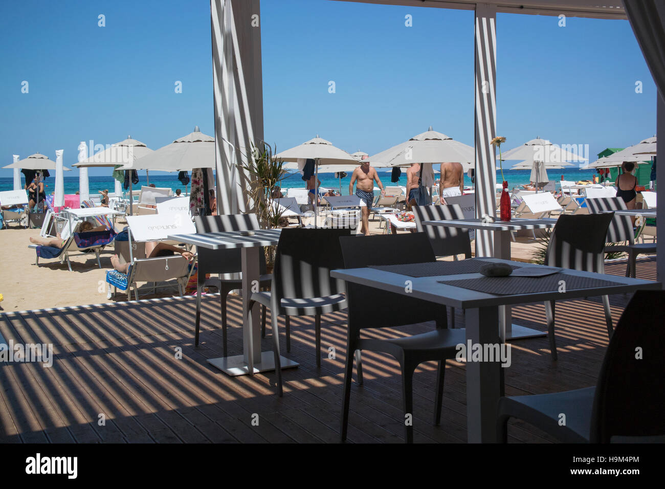Cafe sicilia hi-res stock photography and images - Alamy