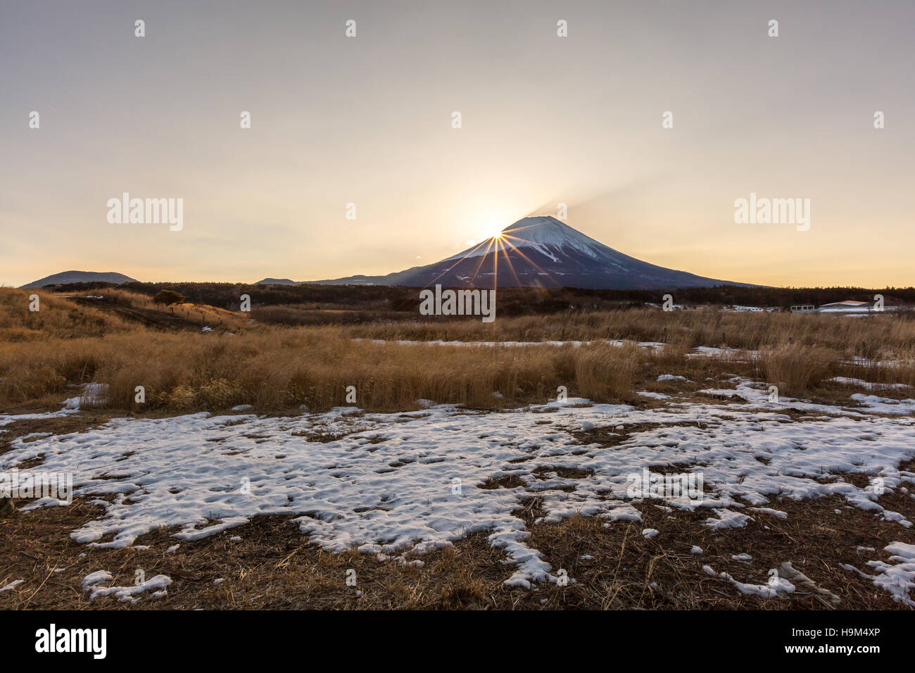 Fujiyama winter hi-res stock photography and images - Alamy