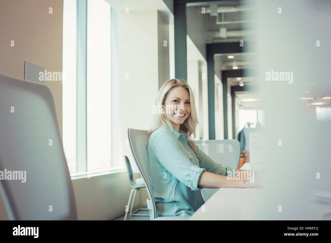 Businesswqoman hi-res stock photography and images - Alamy