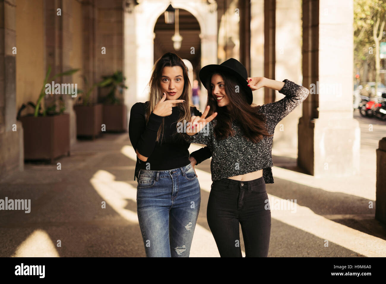 Two happy best friends Stock Photo - Alamy