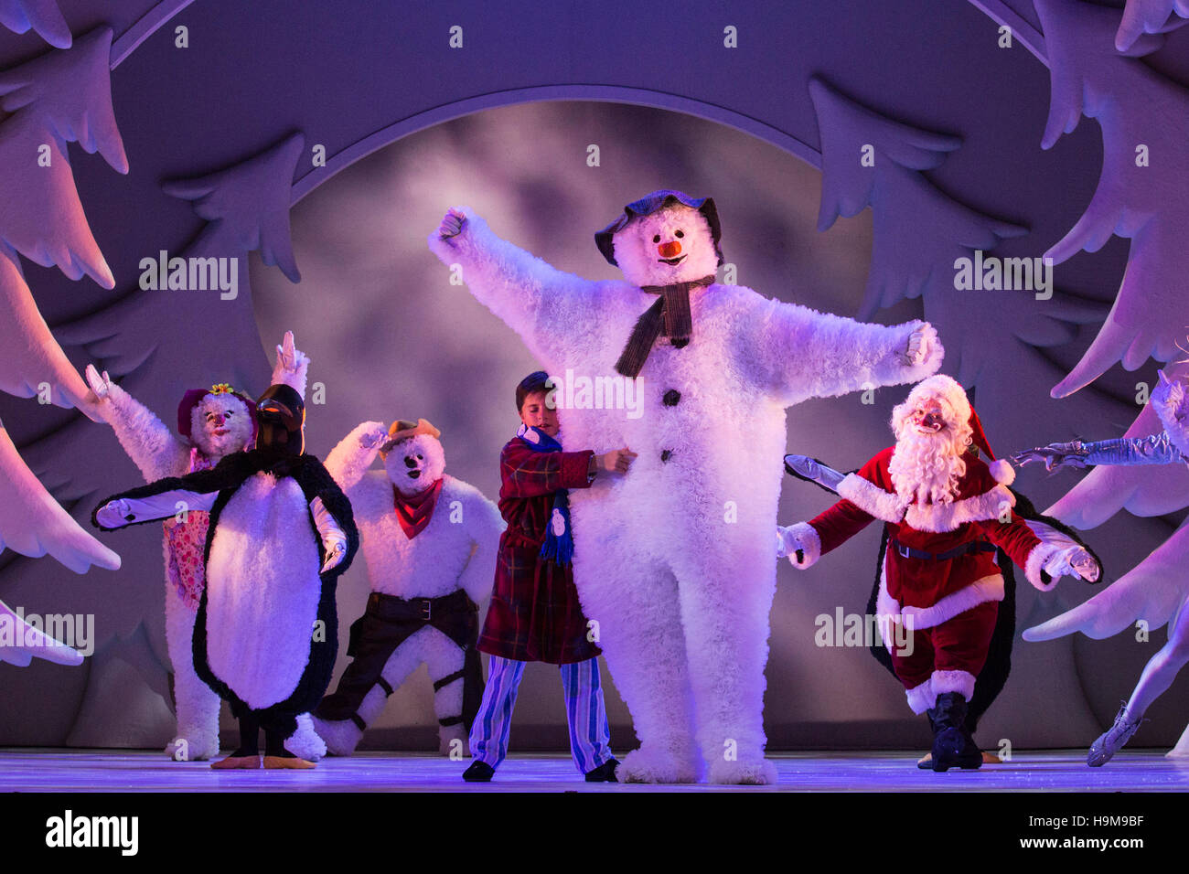 London, UK. 23 November 2016. The Snowman returns to The Peacock ...