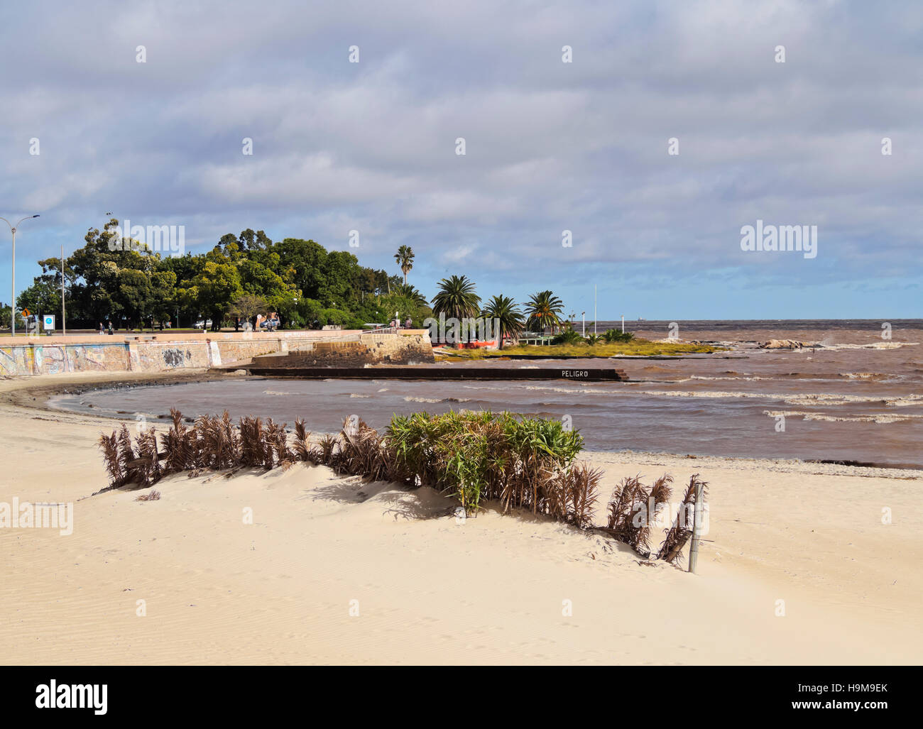 Uruguay, Montevideo, View of the Ramirez Beach Stock Photo - Alamy
