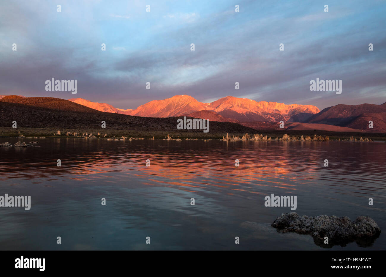 images of mono lake in California Stock Photo - Alamy