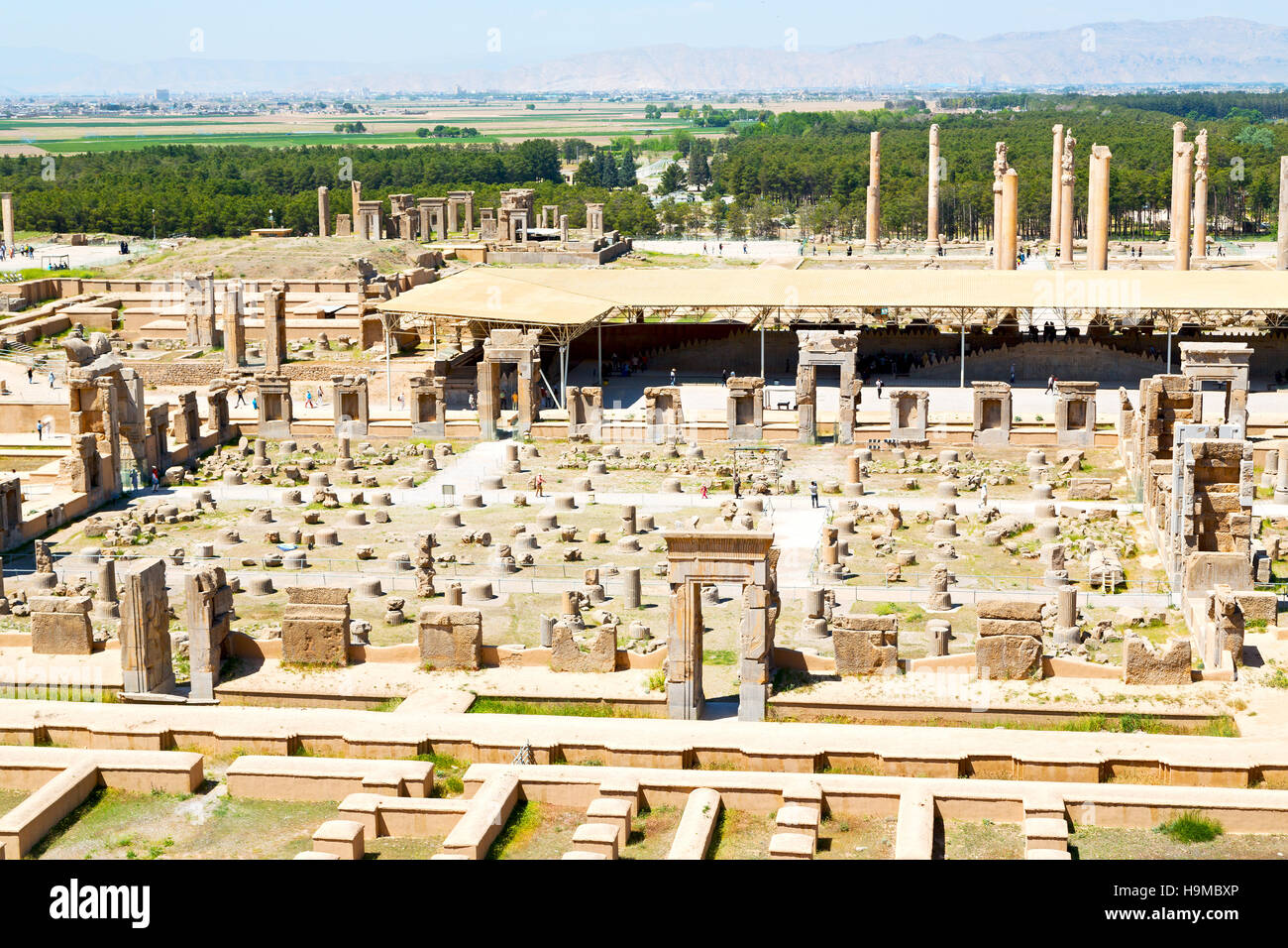 in iran persepolis the old ruins historical destination monuments and ...