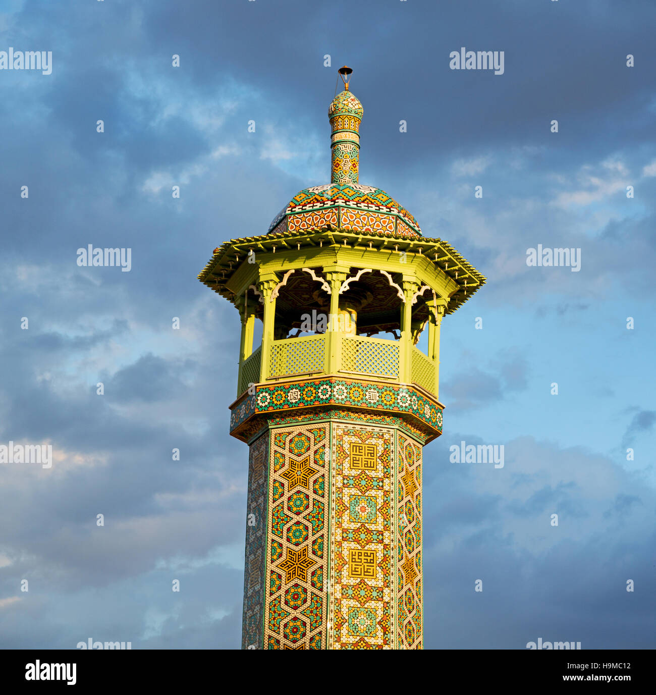 in iran islamic mausoleum old architecture mosque minaret near the sky Stock Photo - Alamy
