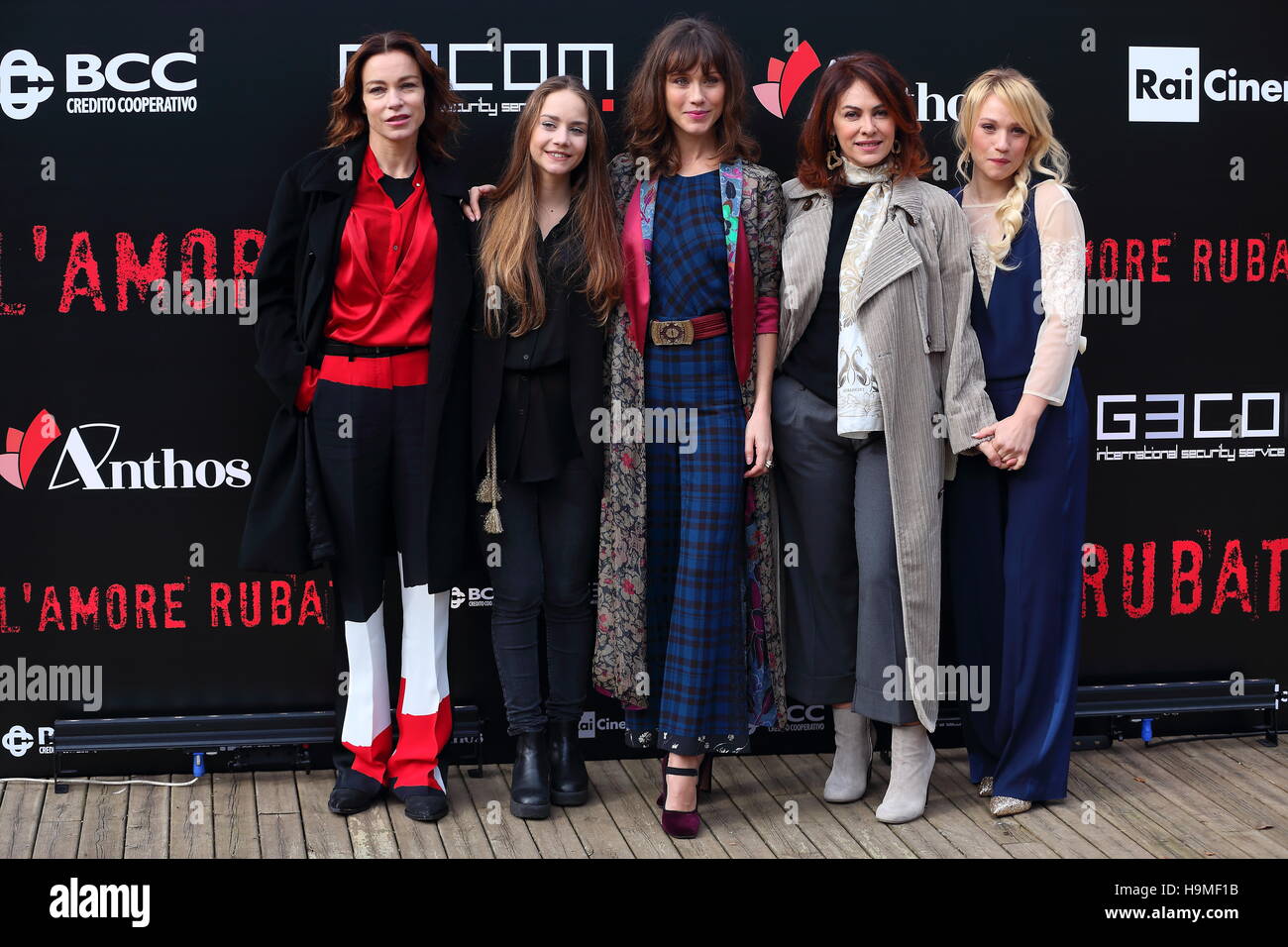 Rome, Italy. 24th Nov, 2016. Italian actresses Stefania Rocca ...