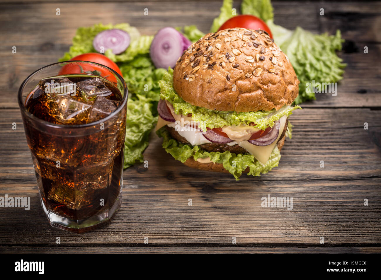 Hamburger and cola hi-res stock photography and images - Alamy