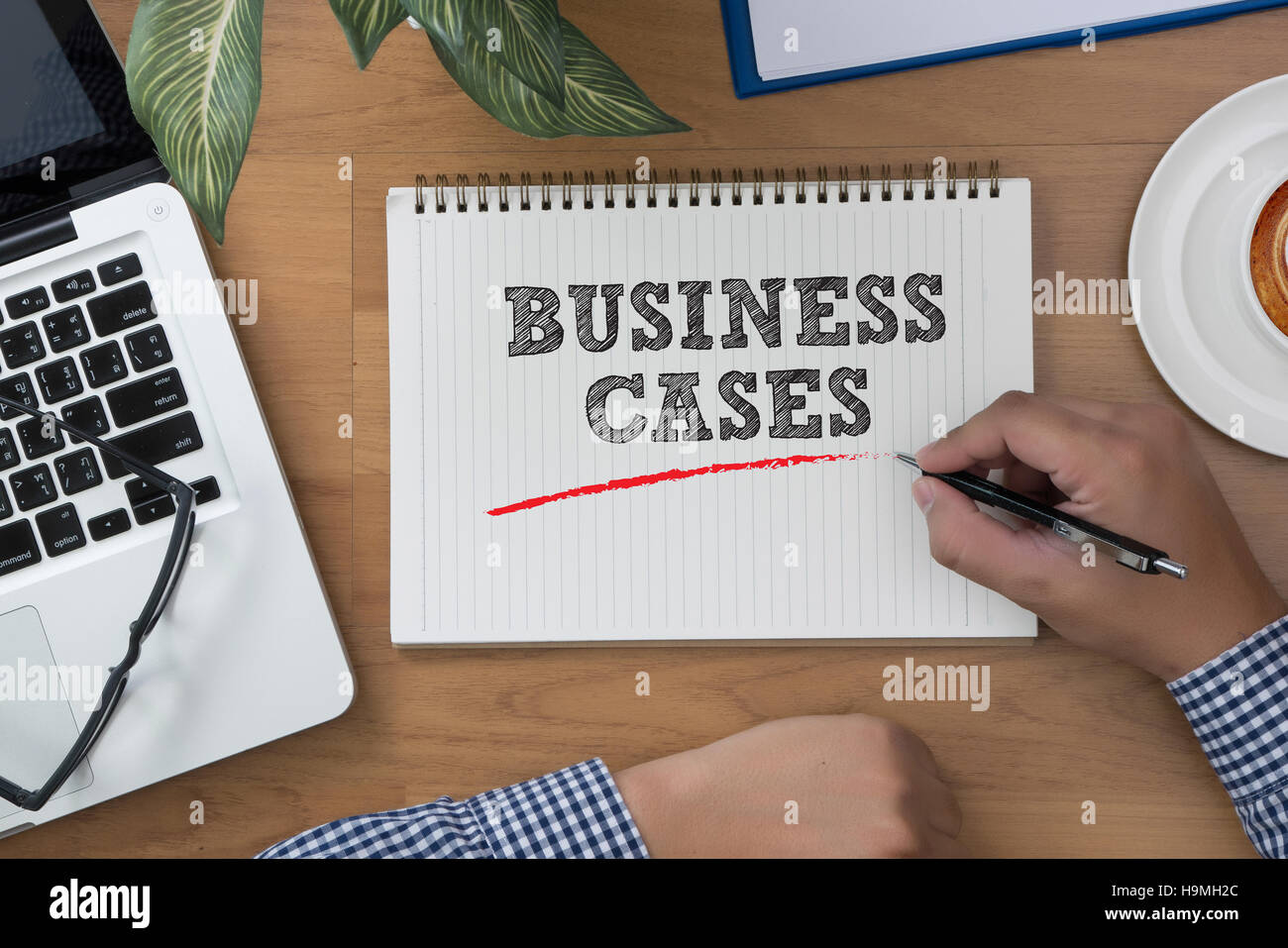 Business case analysis hi-res stock photography and images - Alamy