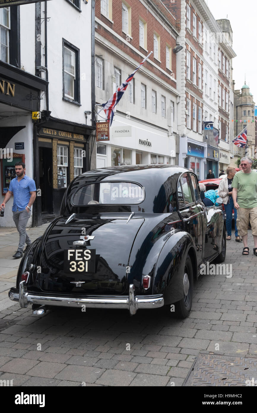 Classic car rally in Gloucester,England Stock Photo - Alamy