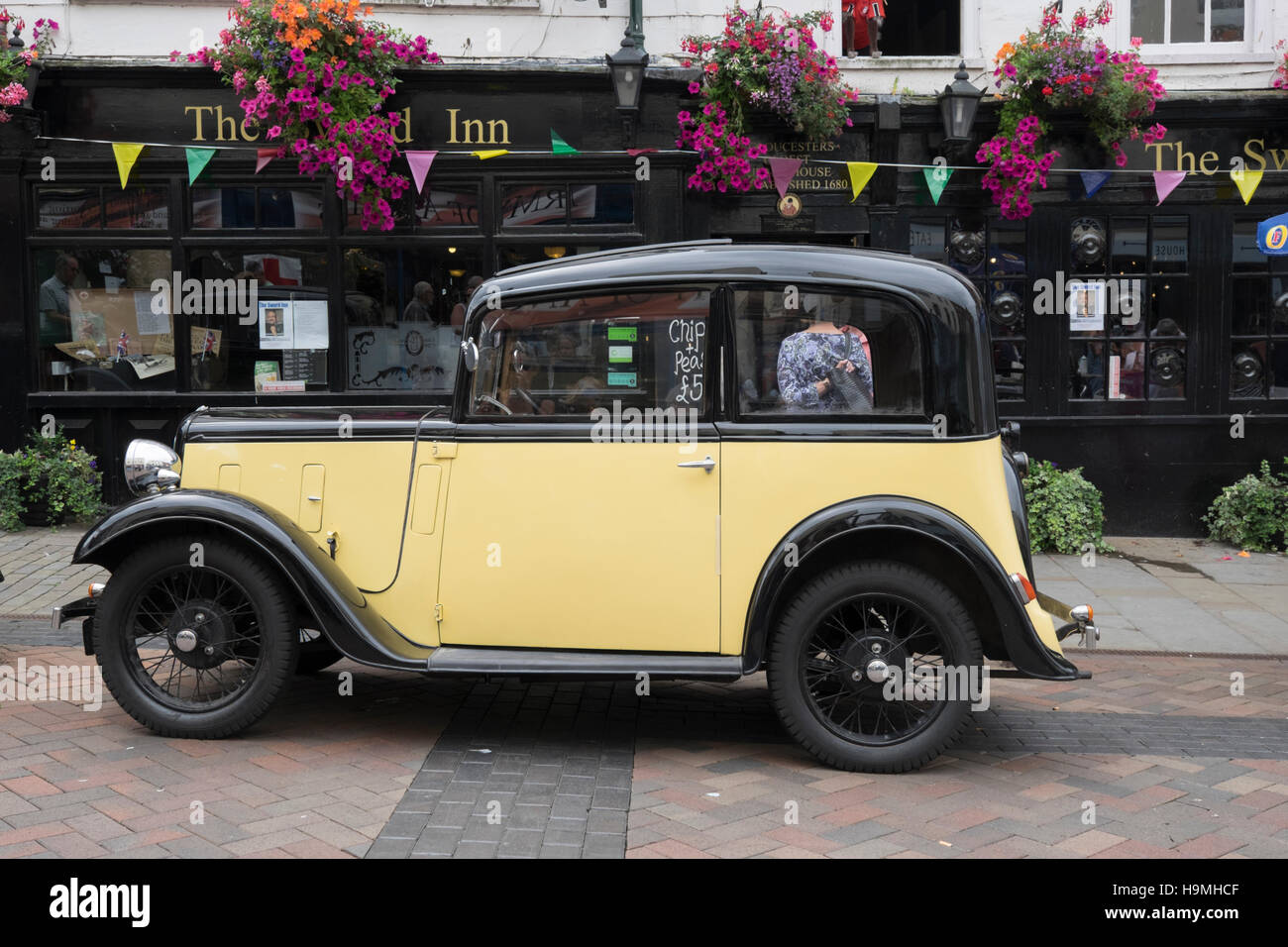 Classic car rally in Gloucester,England Stock Photo - Alamy
