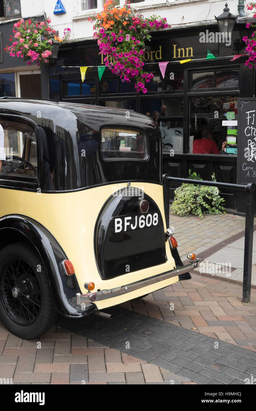 Classic car rally in Gloucester,England Stock Photo - Alamy