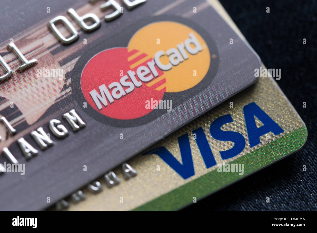 Pay cashless hi-res stock photography and images - Alamy