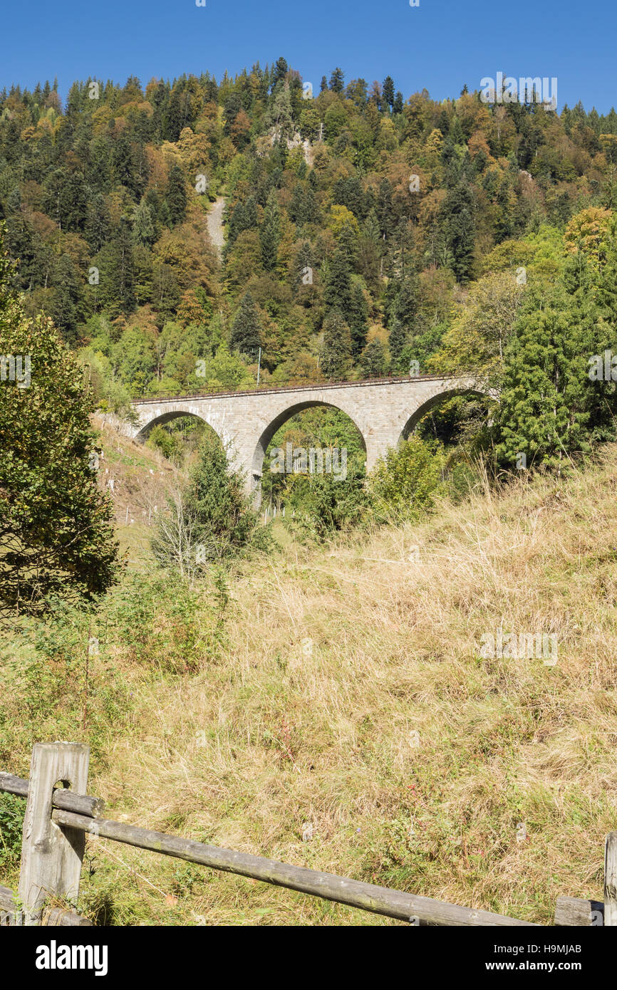 Stone railway bridge Stock Photo - Alamy