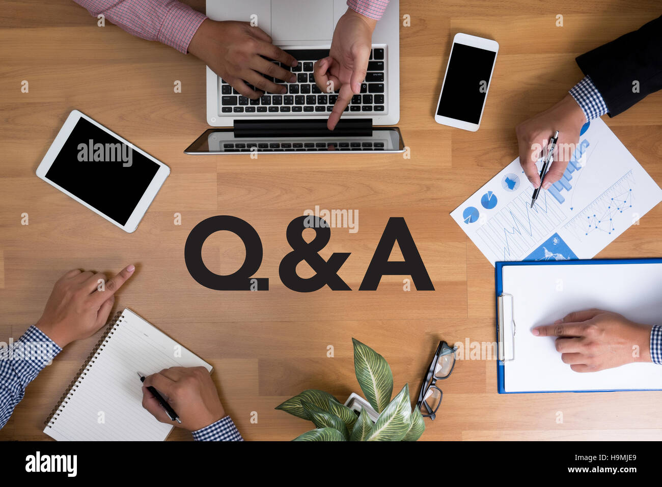 Q&A - Question and Answer Stock Photo - Alamy