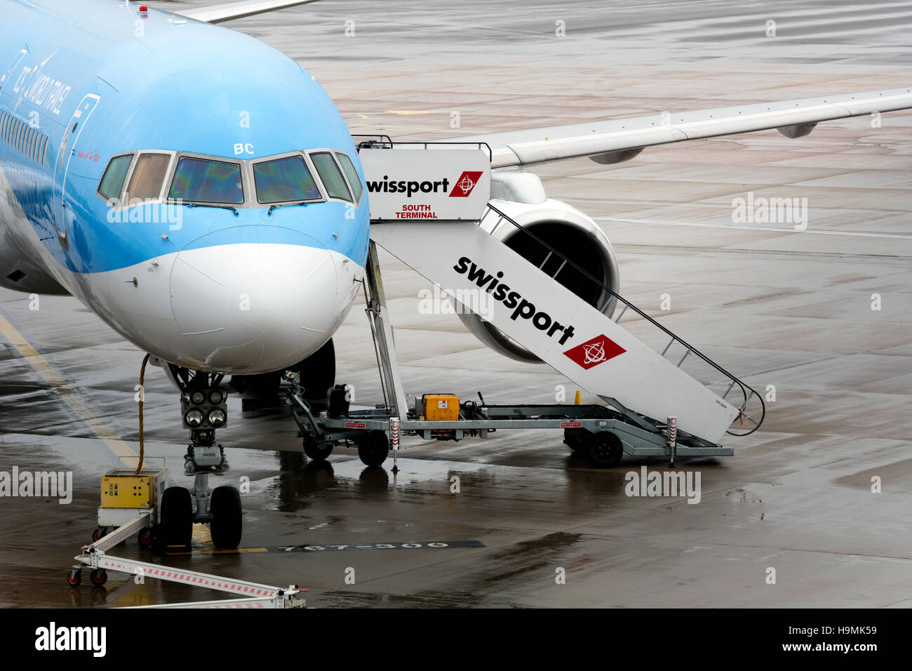 Swissport aircraft passenger steps at Birmingham Airport, UK Stock ...