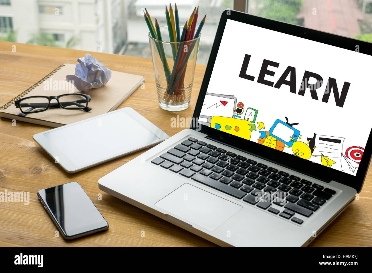 E lear hi-res stock photography and images - Alamy