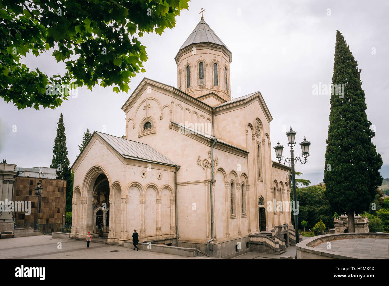 Is it me, or does Georgian architecture remind you of Gothic ...