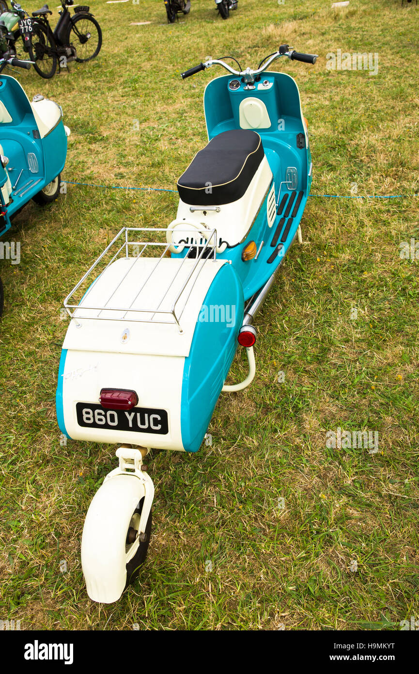 1950s rear wheel hi-res stock photography and images - Alamy
