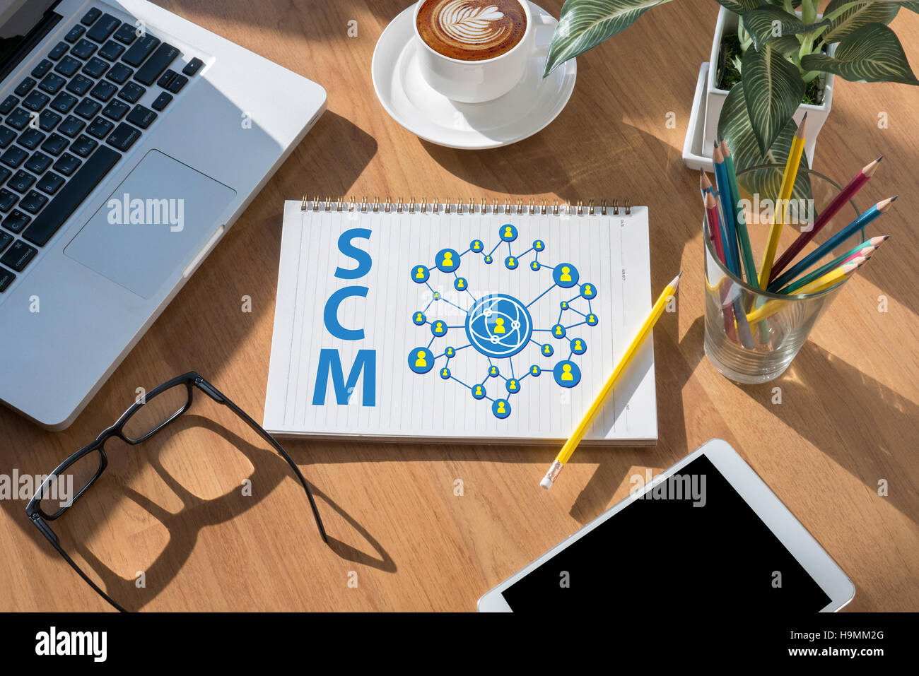 Scm supply chain management acronym hi-res stock photography and images ...