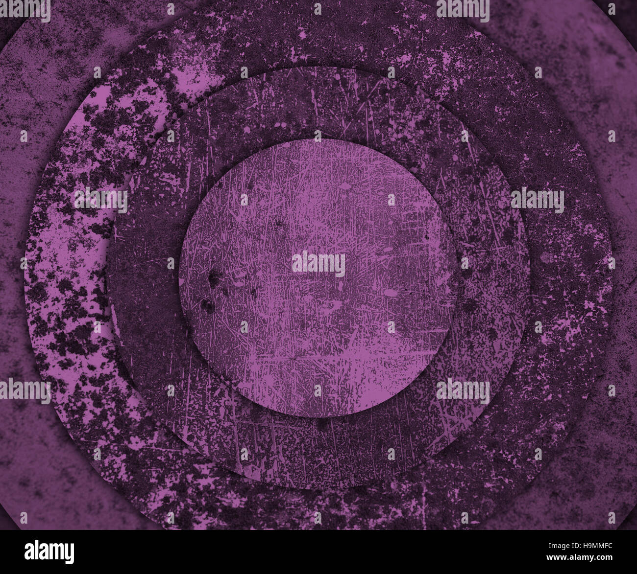 concentric round old metal plates Stock Photo - Alamy