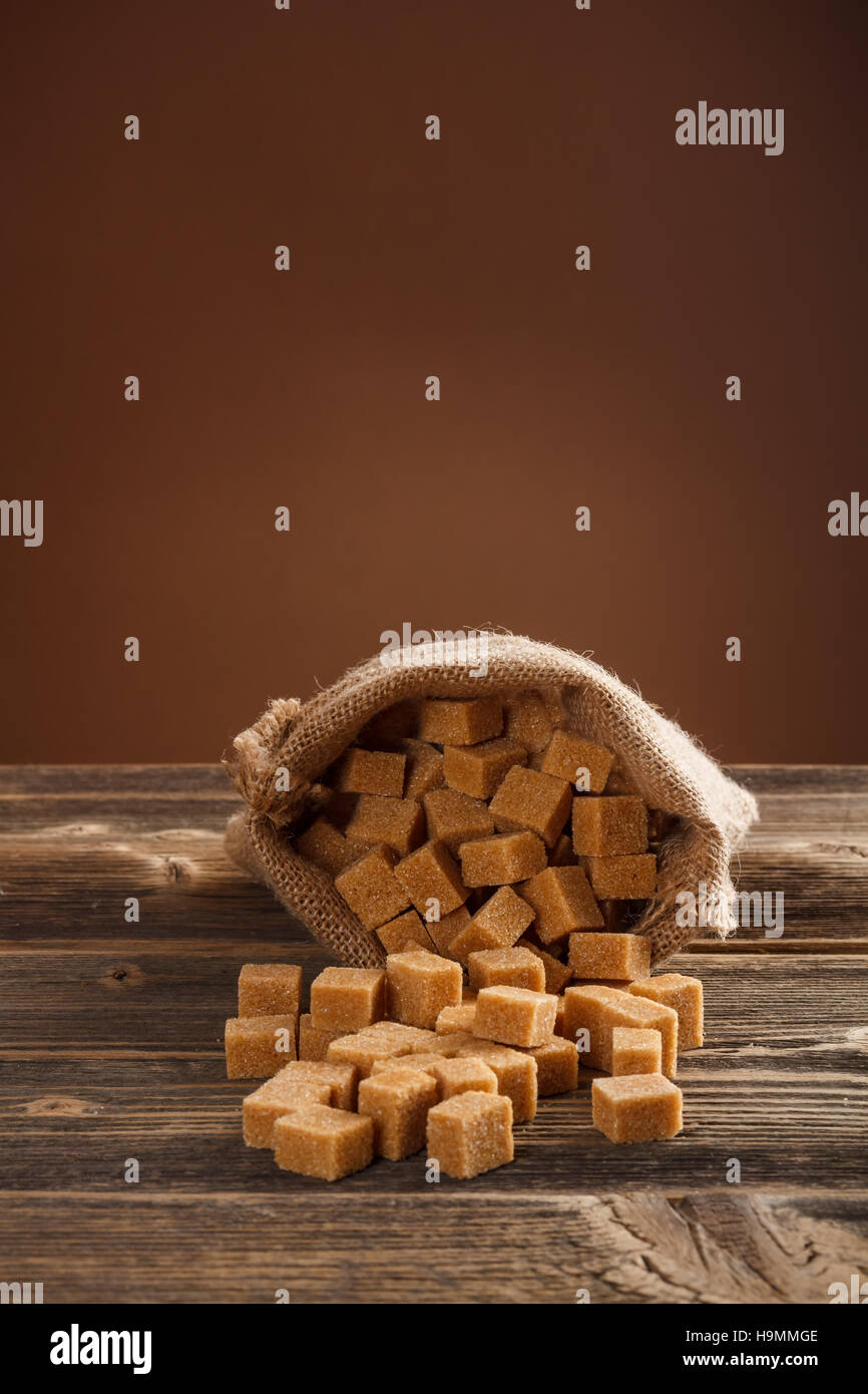 Lump sugar hi-res stock photography and images - Alamy