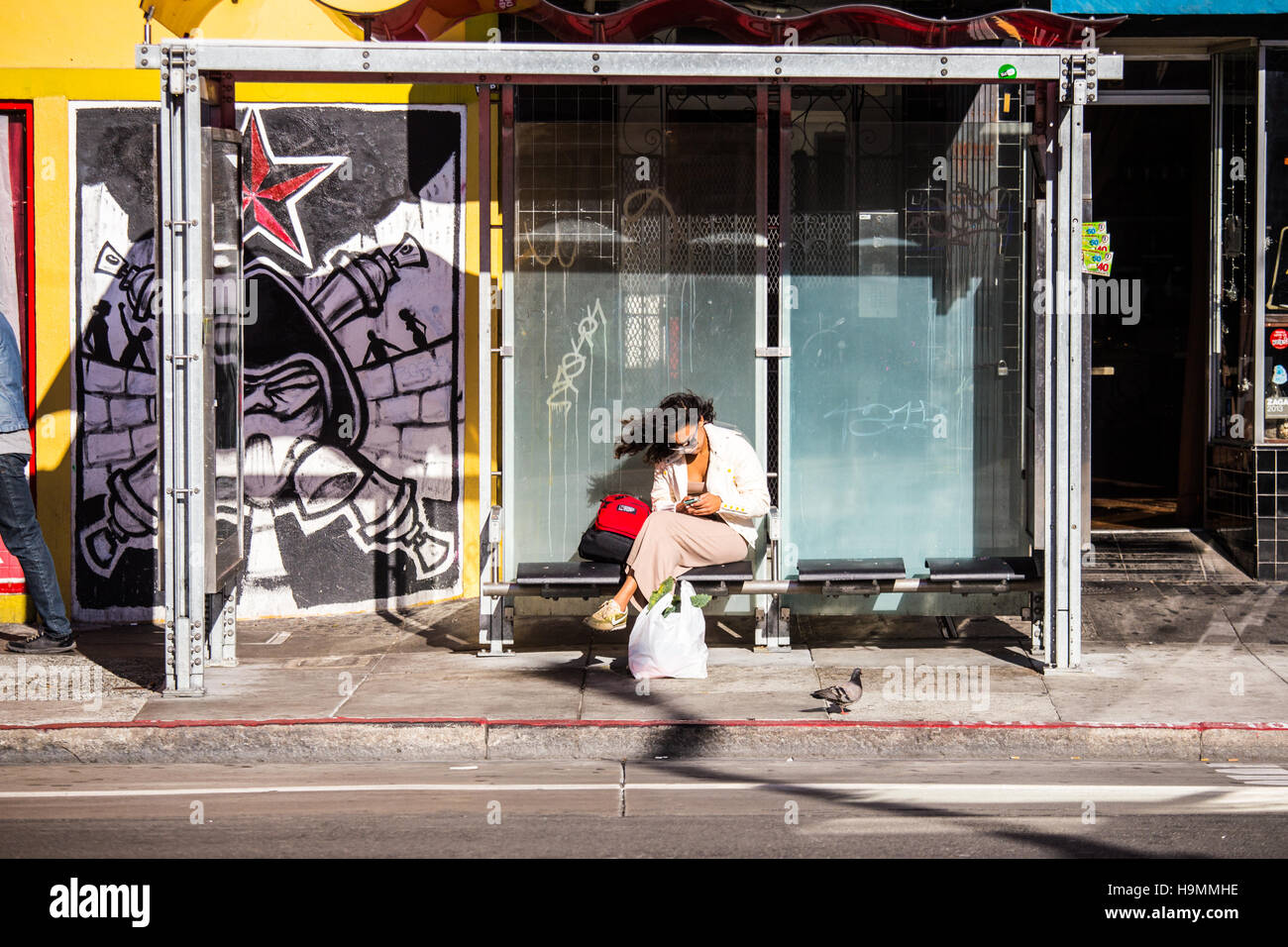 Bus stop hi-res stock photography and images - Alamy