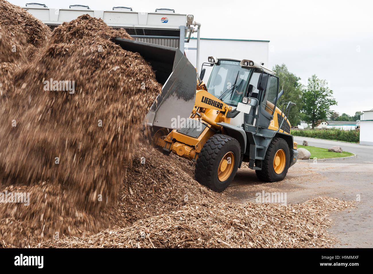 Timber tractor hi-res stock photography and images - Alamy