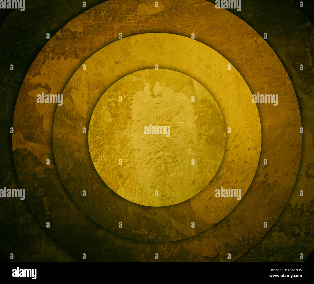 concentric round old metal plates Stock Photo - Alamy