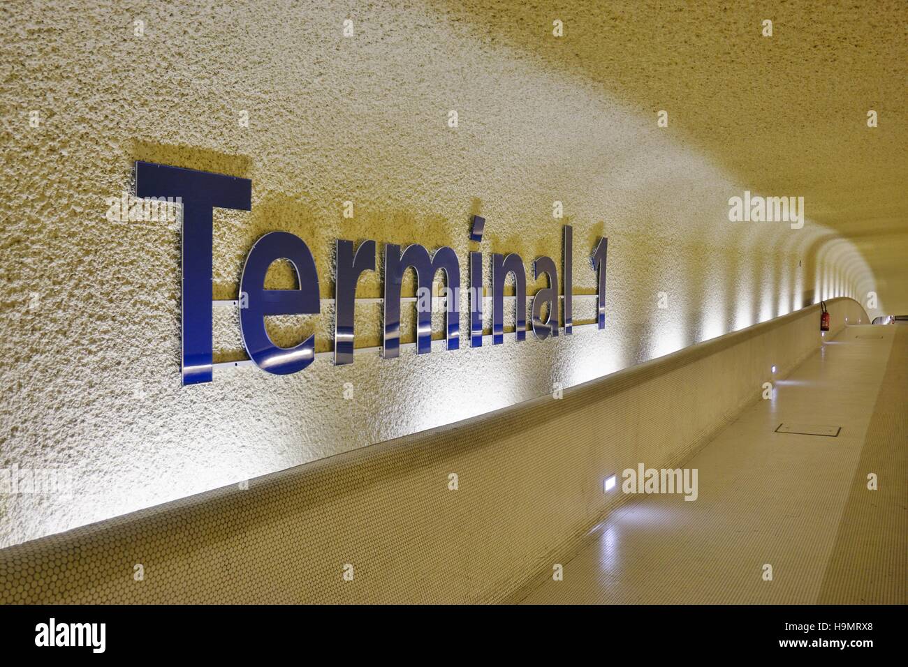The Terminal 1 at the Roissy Charles de Gaulle International Airport ...