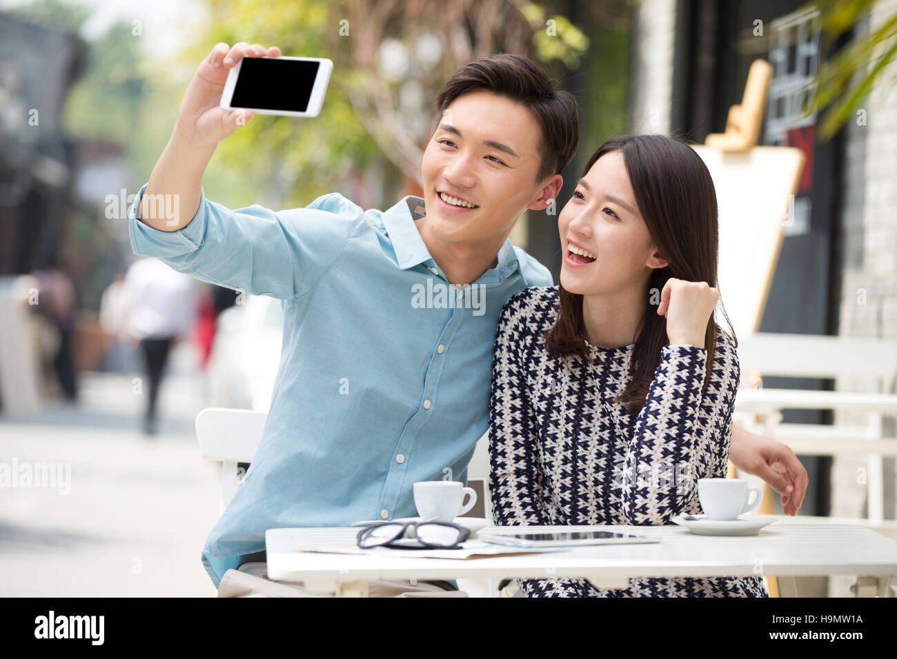 Mobile Lovers High Resolution Stock Photography and Images - Alamy