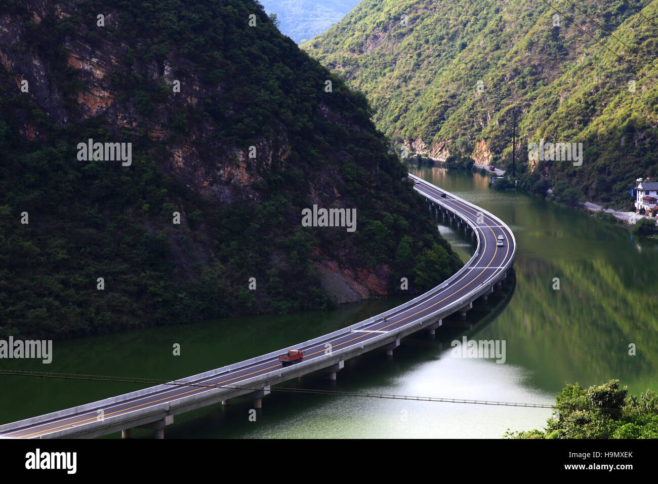 China highway hi-res stock photography and images - Alamy