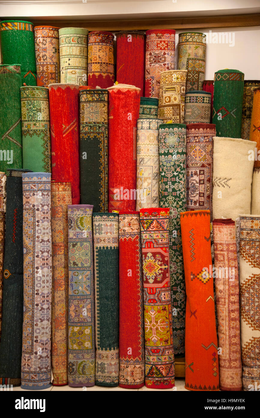 Moroccan carpets in Marrakesh Stock Photo - Alamy
