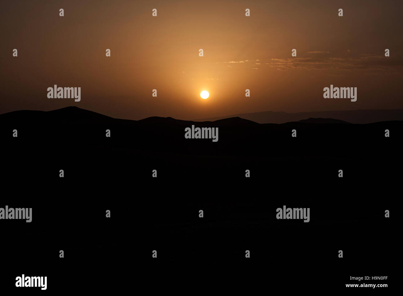 Sahara sky sun hi-res stock photography and images - Alamy