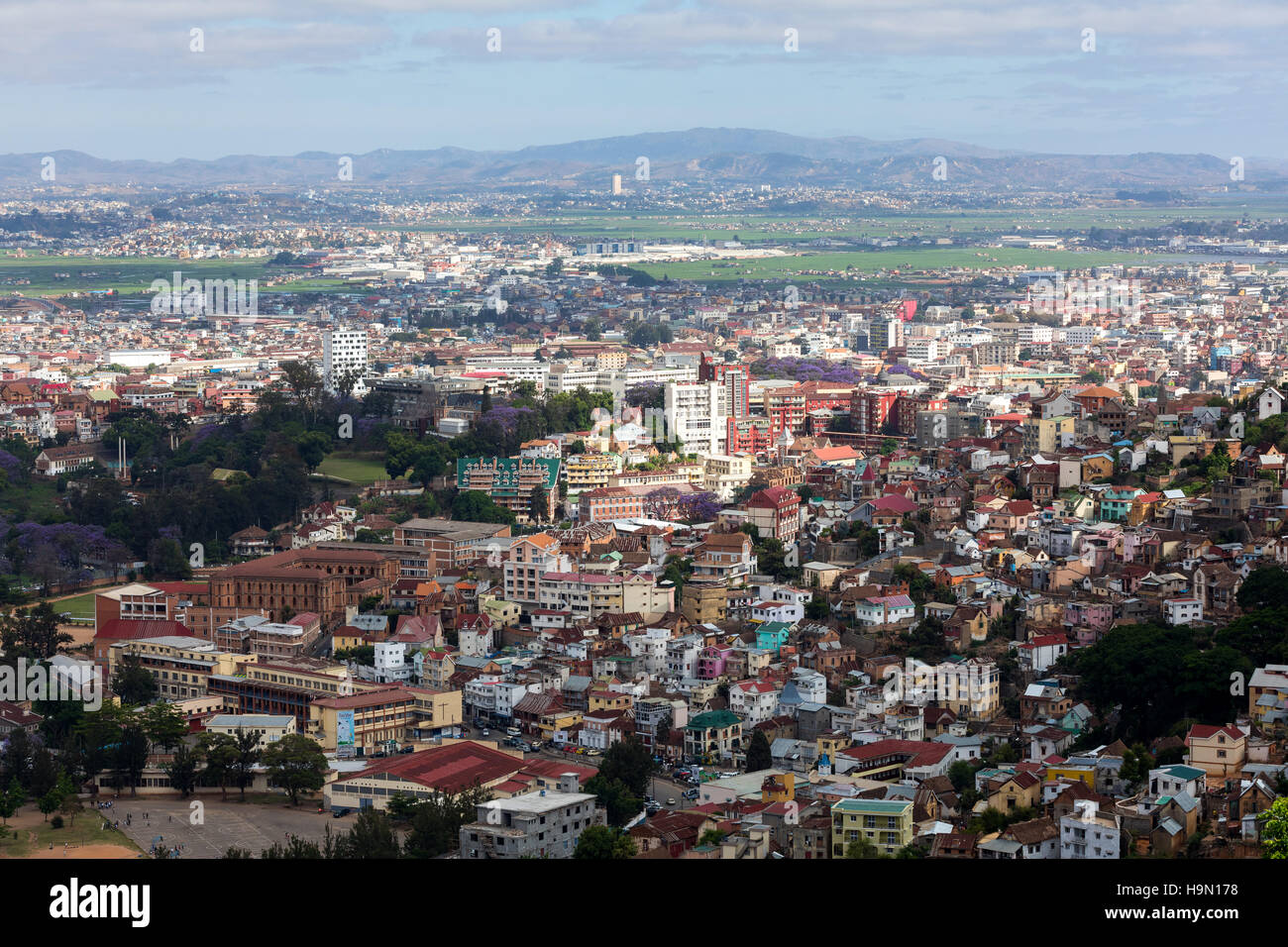 Antananarivo slum hi-res stock photography and images - Alamy