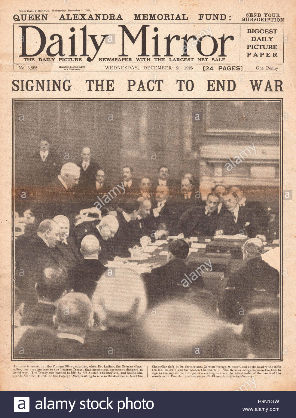 Signing Treaty Of Versailles Stock Photos & Signing Treaty Of ...