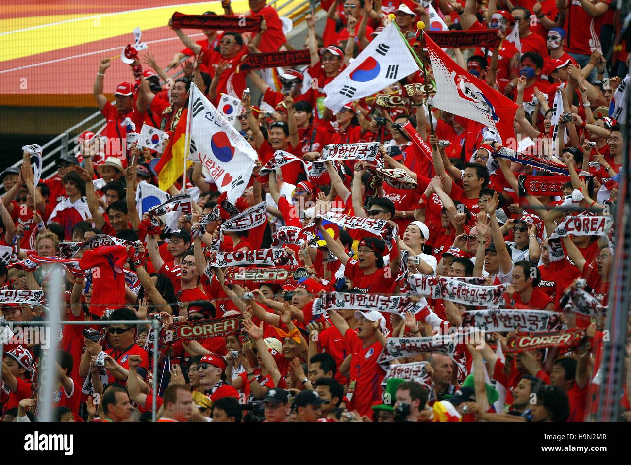 KOREAN FANS CELEBRATE KOREA REPUBLIC V TOGO WORLD CUP STADIUM FRANKFURT ...
